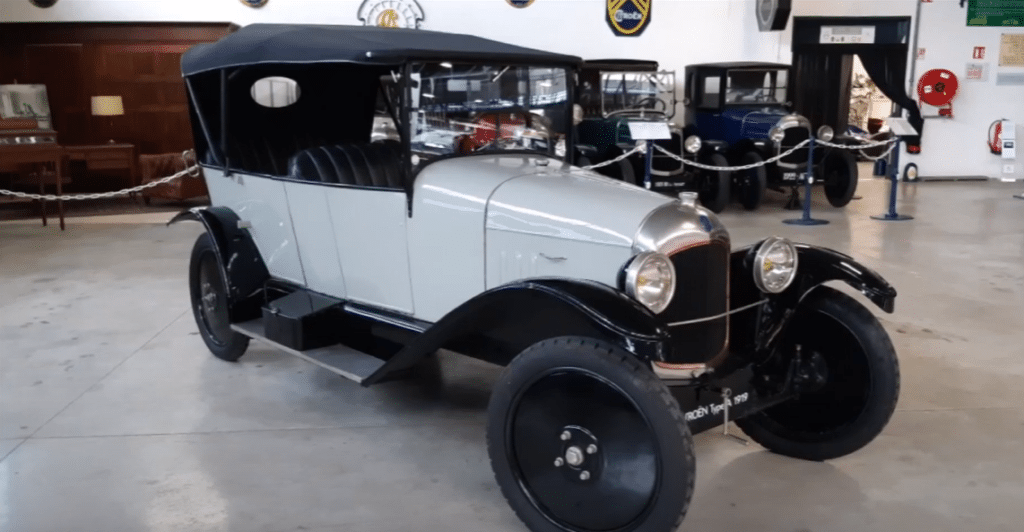 Citroën Type A : Voyage aux origines de l'automobile moderne